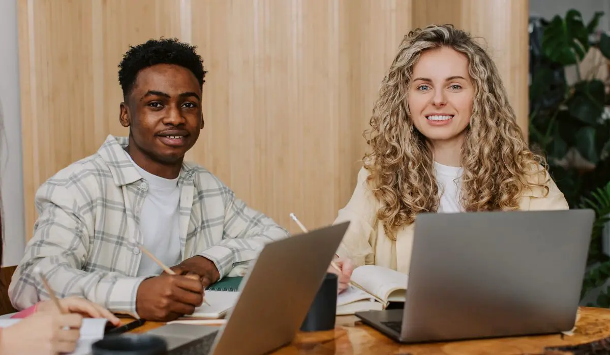 Interpreter Scholarship Program