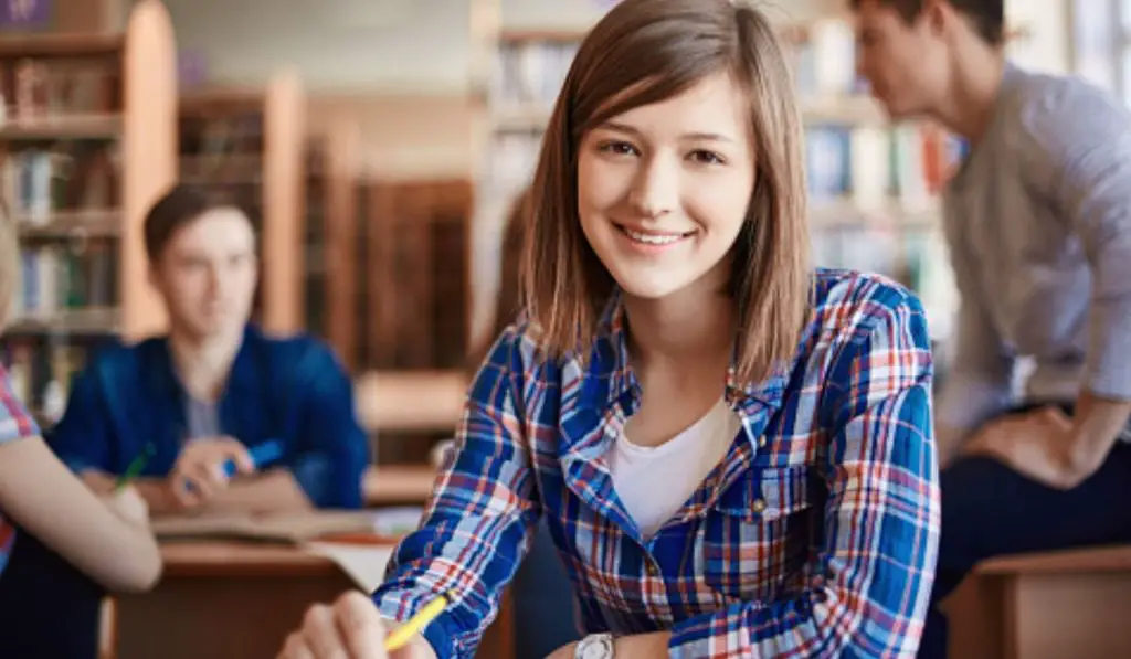 Undergraduate Scholarships 2025-2026