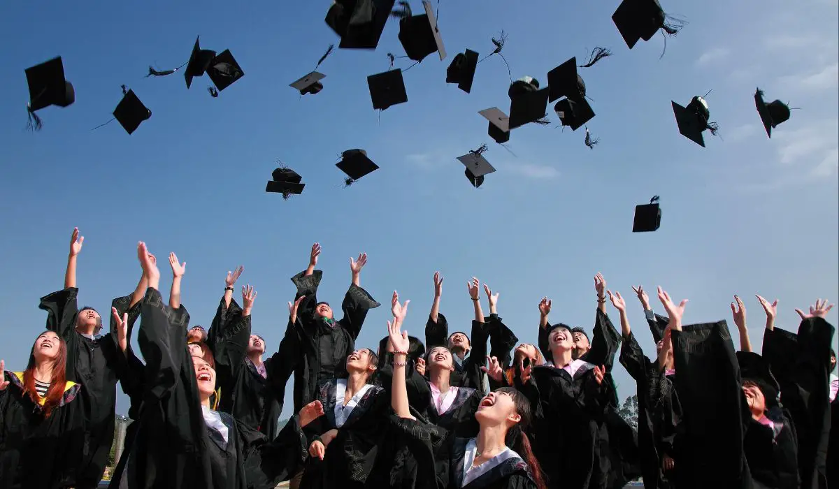 PhD Stipends in Communication Systems and Representation, Compression ...